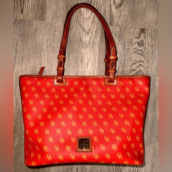 Dooney & Bourke | Bags | Vintage Dooney Bourke Red Signature Satchel ...